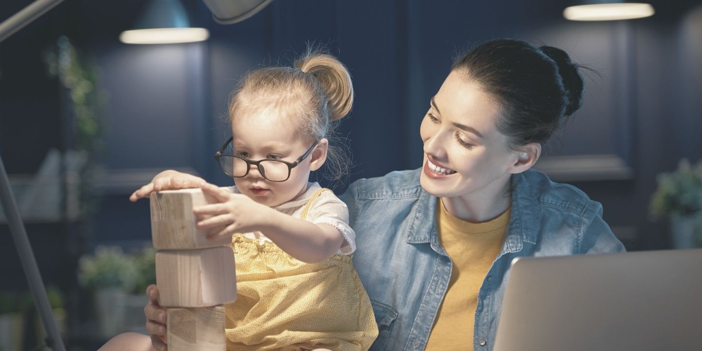 What Time Should A Toddler Go To Bed DECORATOR TITLE what-time-should-a-toddler-go-to-bed-decorator-title